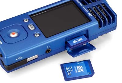 Zoom Q3 Mobile Video + Stereo Sound, Love Child of an H4 Recorder and a ...