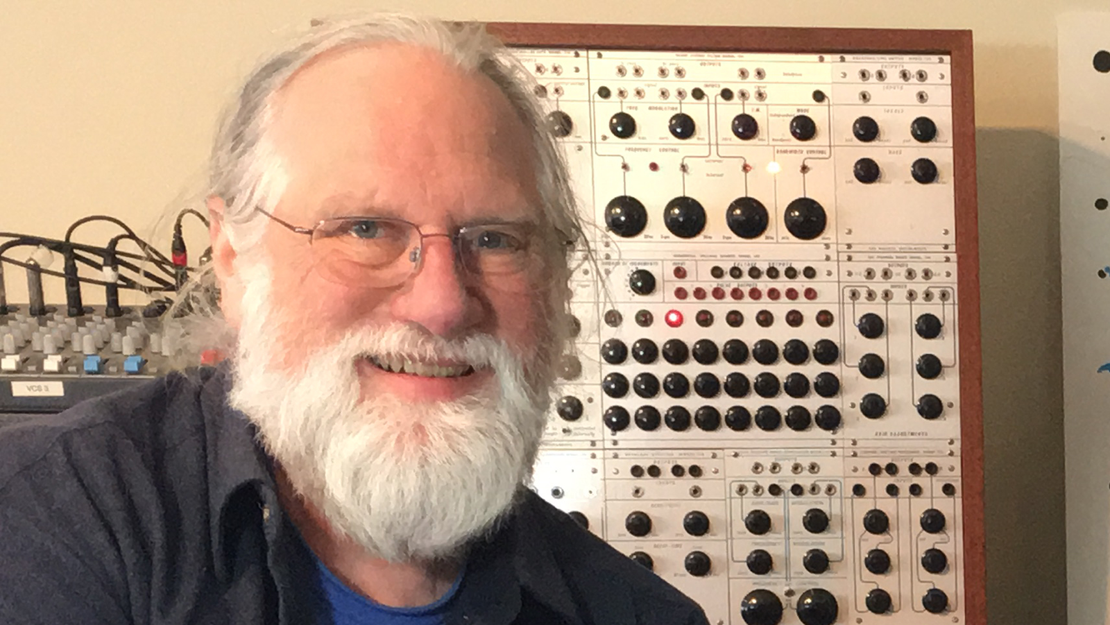 Buchla's twisted waveforms get a software rendition - CDM Create ...