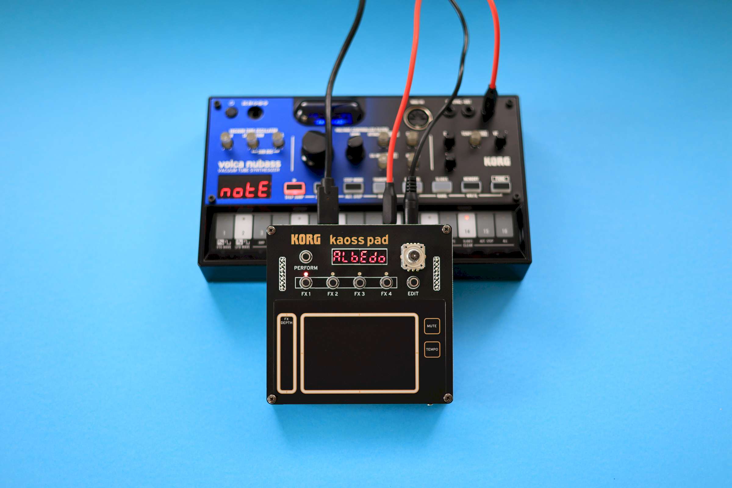 Sinevibes to go: granular reverb, distortion, phaser on next-gen Korg - CDM Create Digital Music